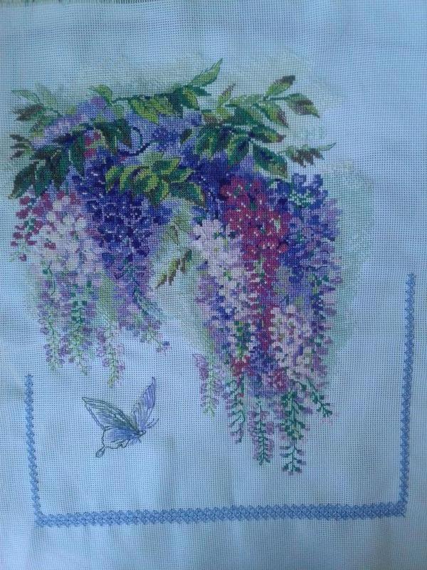 Картина вышитая глициния — цена 1000 грн в каталоге Картины Купить товары для дома и быта по