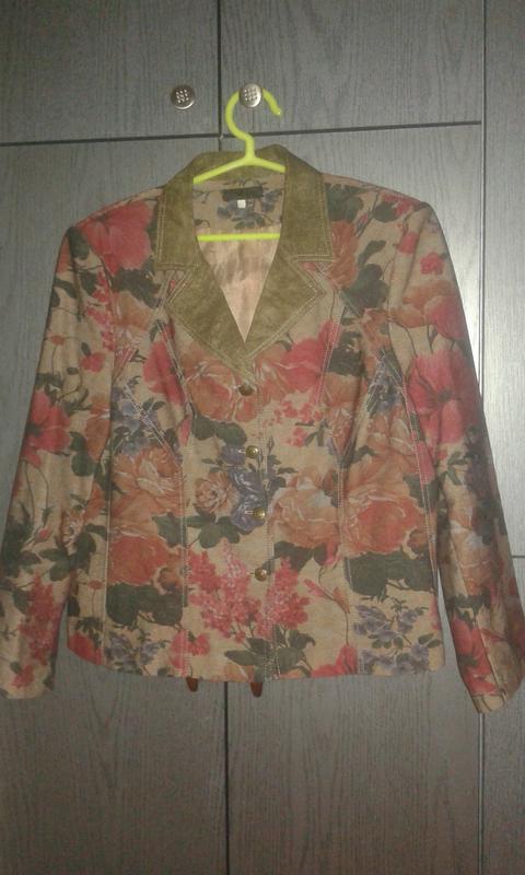 Стильний жакет розмір 50 — ціна 100 грн у каталозі Піджаки і жакети Купити жіночі речі за