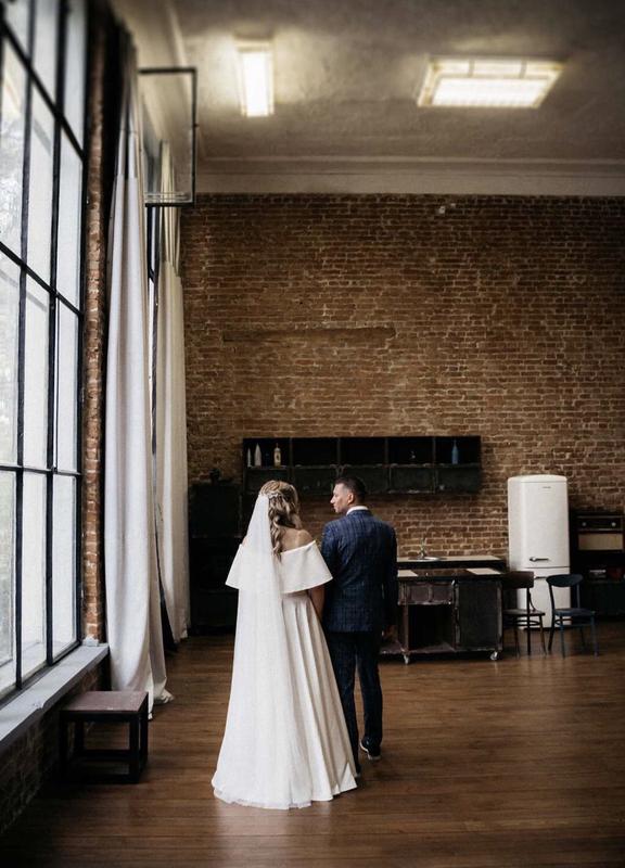 Весільна сукня — ціна 7000 грн у каталозі Весільні сукні Купити жіночі речі за доступною ціною