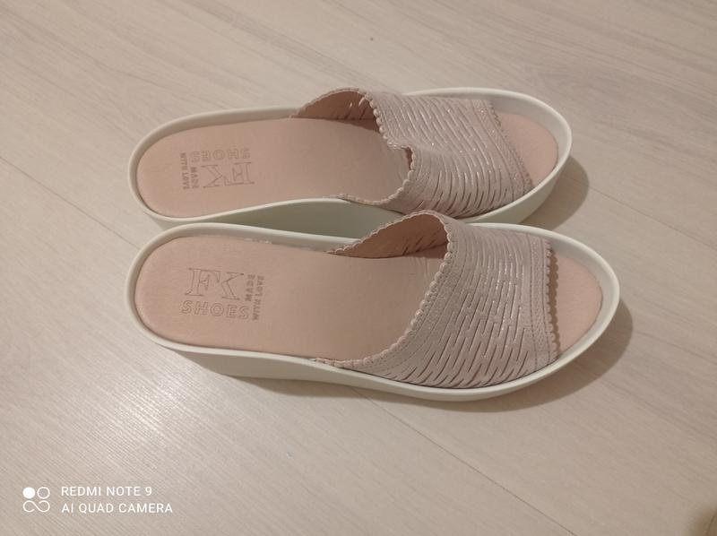 Шльпанці — цена 350 грн в каталоге Шлепанцы Купить женские вещи по доступной цене на Шафе