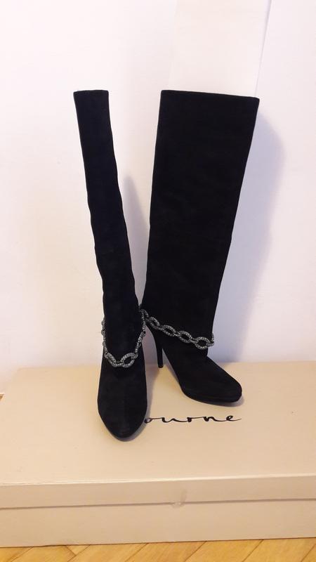 Нові жіночі осінні чоботи Bourne замша — ціна 600 грн у каталозі Черевики Купити жіночі речі