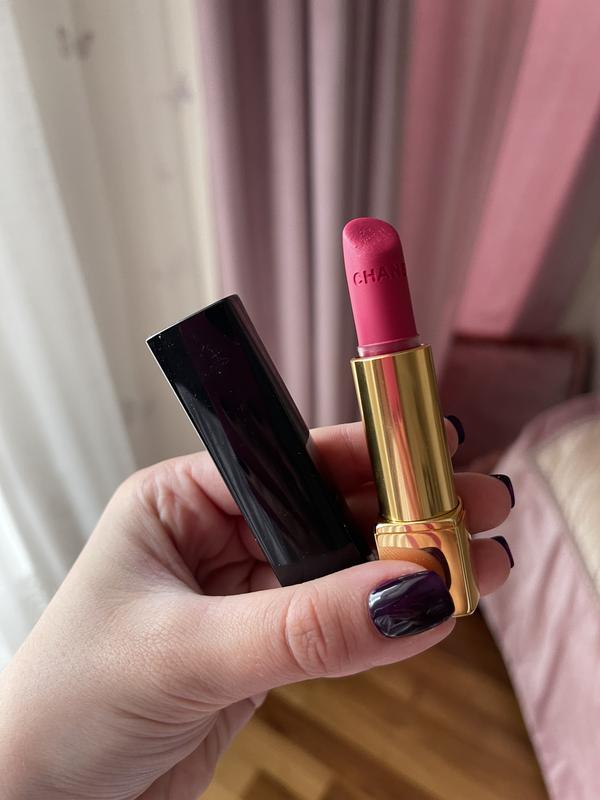 Помада chanel ярко розового цвета матовая оригинал — цена 350 грн в ...