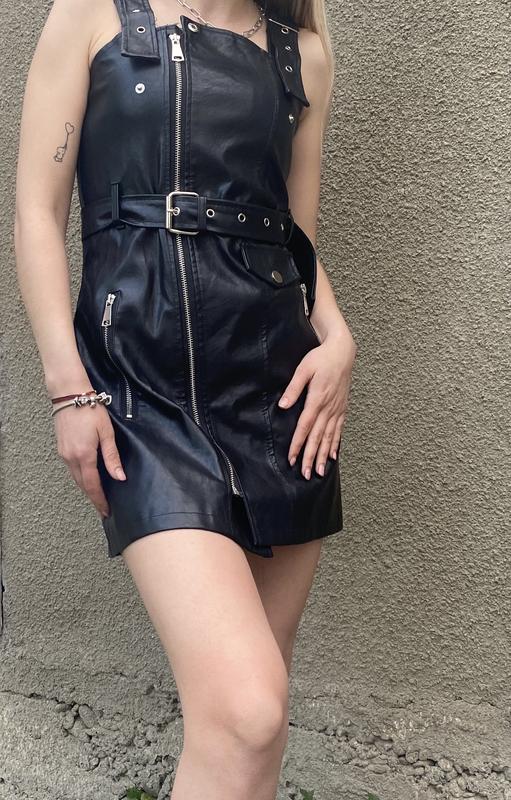 Кожаний сарафан — цена 550 грн в каталоге Сарафаны Купить женские вещи по доступной цене на Шафе