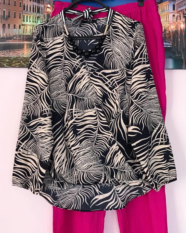 Стильная блуза модний принт 🔥 — цена 150 грн в каталоге Блузы Купить женские вещи по доступной