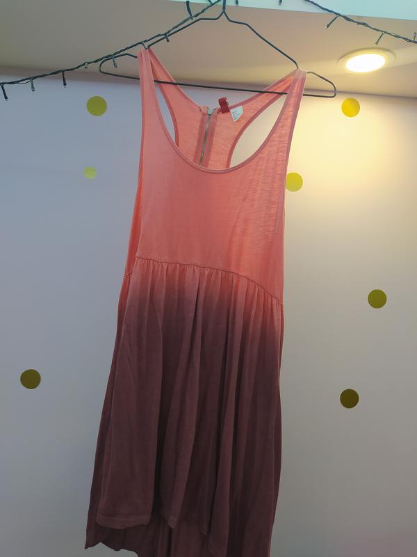 Сукню — ціна 80 грн у каталозі Сарафани Купити жіночі речі за доступною ціною на Шафі Україна