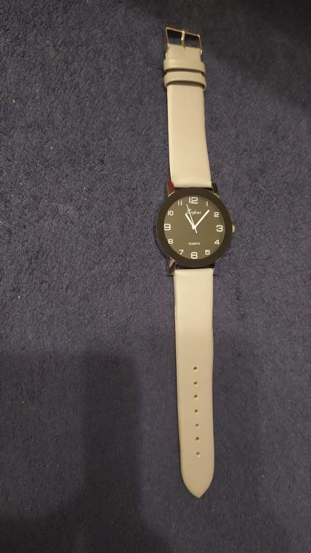 Годинник — ціна 100 грн у каталозі Годинники Купити аксесуари за доступною ціною на Шафі