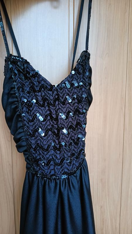 Вечірнє плаття — ціна 300 грн у каталозі Довгі сукні Купити жіночі речі за доступною ціною на