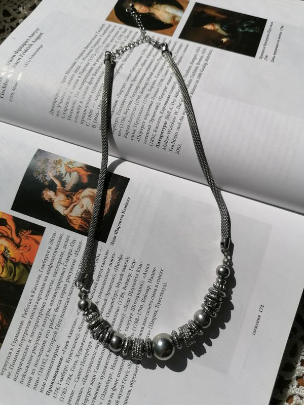 Срібне кольє з намистинами — ціна 160 грн у каталозі Кольє і намиста Купити аксесуари за