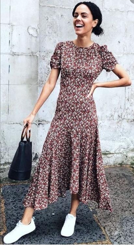 Шикарне плаття в квітковий принт — ціна 355 грн у каталозі Сукні міді Купити жіночі речі за