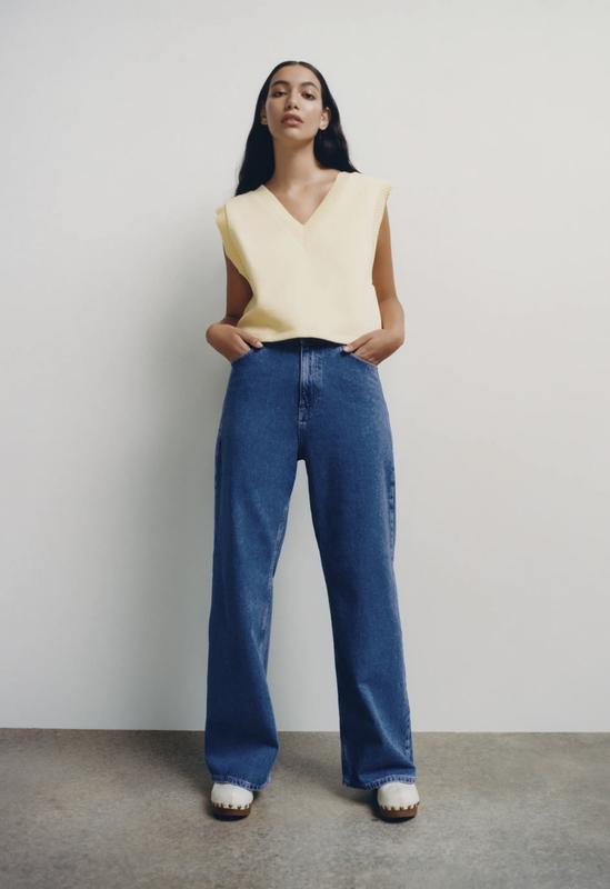 Жилетка Zara — ціна 220 грн у каталозі Жилетки Купити жіночі речі за доступною ціною на Шафі