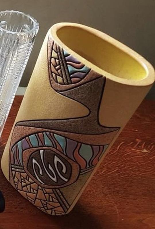 Красива стильна ваза — ціна 400 грн у каталозі Вази Купити товари для дому та побуту за