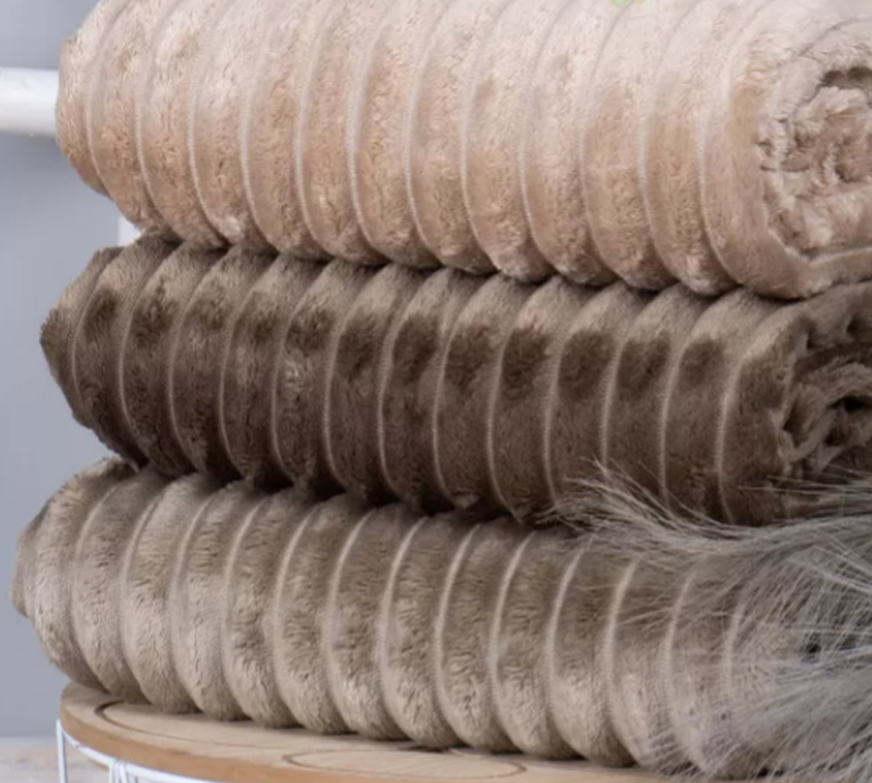 Плед покривало шарпей — ціна 520 грн у каталозі Покривала Купити товари для дому та побуту за