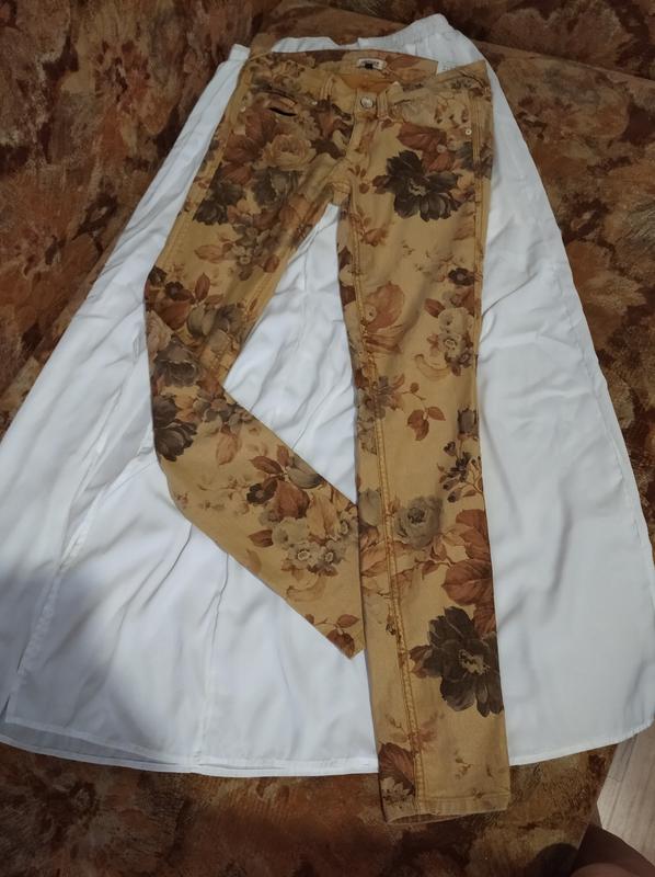 Джинси — ціна 100 грн у каталозі Джинси Купити жіночі речі за доступною ціною на Шафі Україна