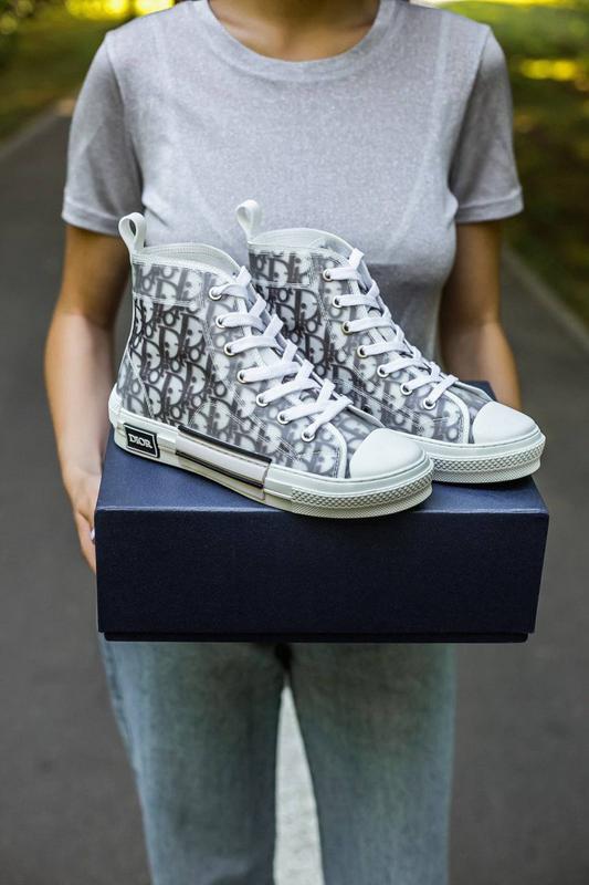 Шикарні жіночі кеди — ціна 2400 грн у каталозі Кеди Купити жіночі речі