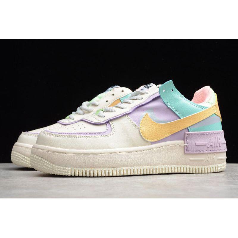 Кросівки жіночі Nike Air Force 1 Shadow — ціна 1437 грн у каталозі Кросівки Купити жіночі речі