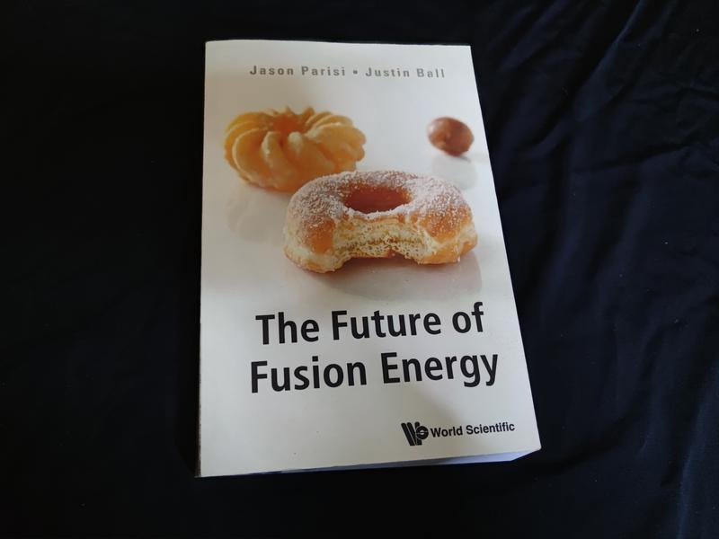 Книжка The Future Of Fusion Energy — ціна 250 грн у каталозі Наукові Купити товари для спорту