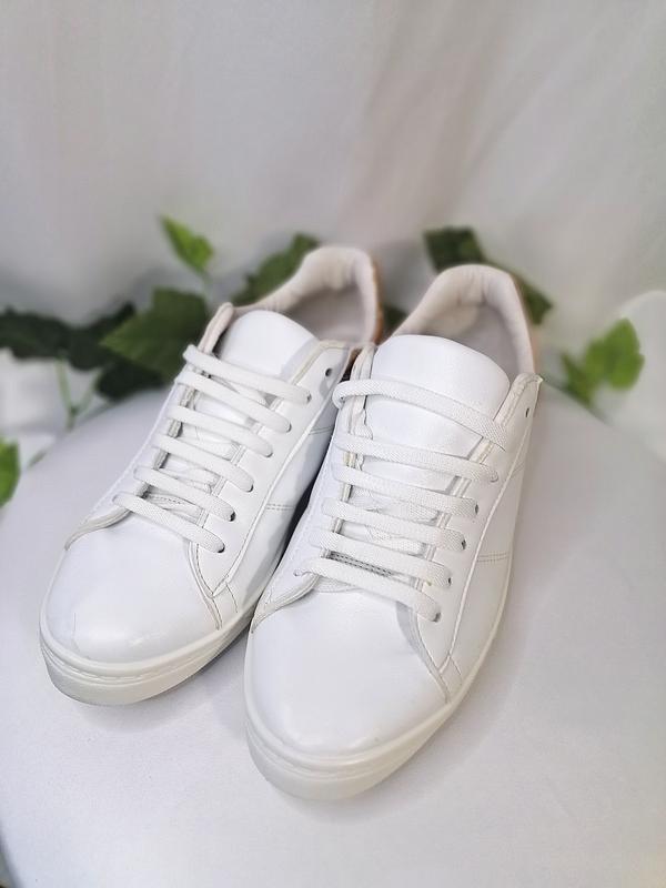 Жіночі кросівки білі кеди — ціна 400 грн у каталозі Кеди Купити жіночі речі за доступною ціною