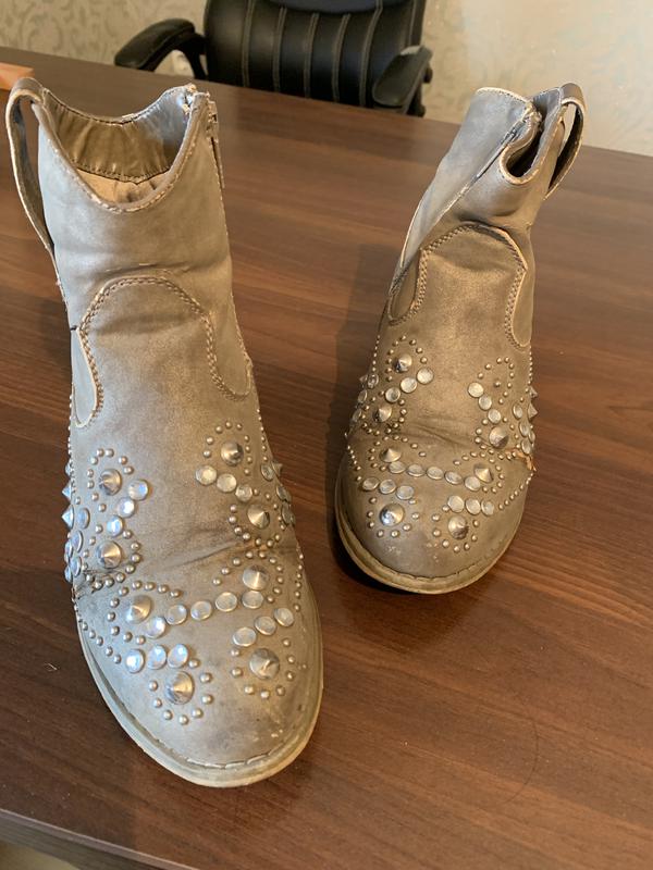 Козаки — ціна 120 грн у каталозі Черевики Купити жіночі речі за доступною ціною на Шафі