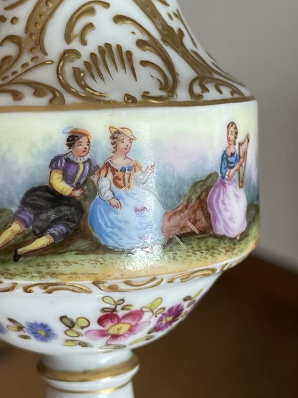 Фарфорова ваза антикваріат — ціна 3200 грн у каталозі Вази Купити товари для дому та побуту за