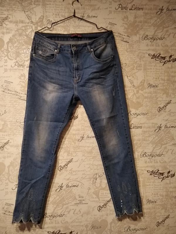 Джинсы — ціна 300 грн у каталозі Джинси Купити жіночі речі за доступною ціною на Шафі Україна