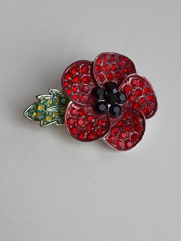 Брошка квітка зі стразами — ціна 130 грн у каталозі Брошки Купити аксесуари за доступною ціною