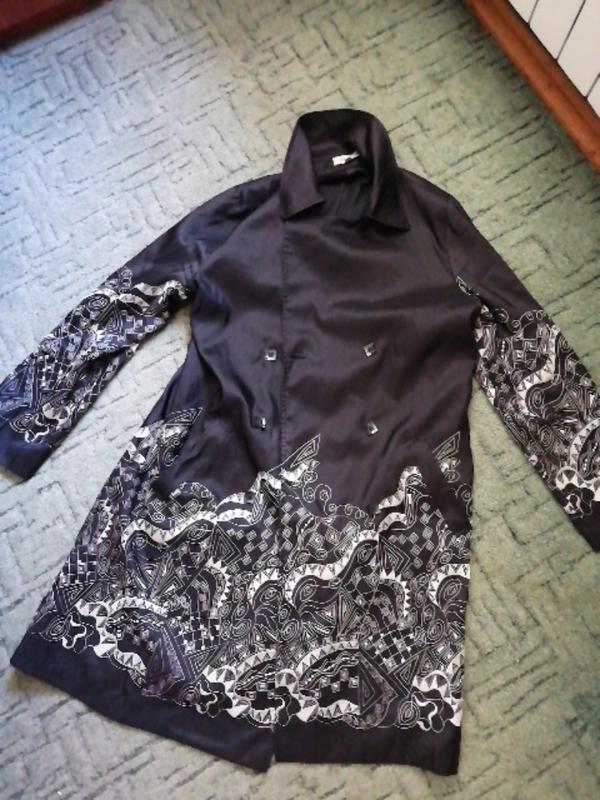 Плащ — ціна 79 грн у каталозі Плащі Купити жіночі речі за доступною ціною на Шафі Україна