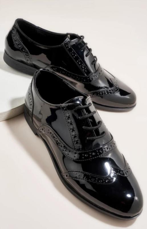 Лаковані туфлі броги — ціна 90 грн у каталозі Туфлі Купити жіночі речі за доступною ціною на