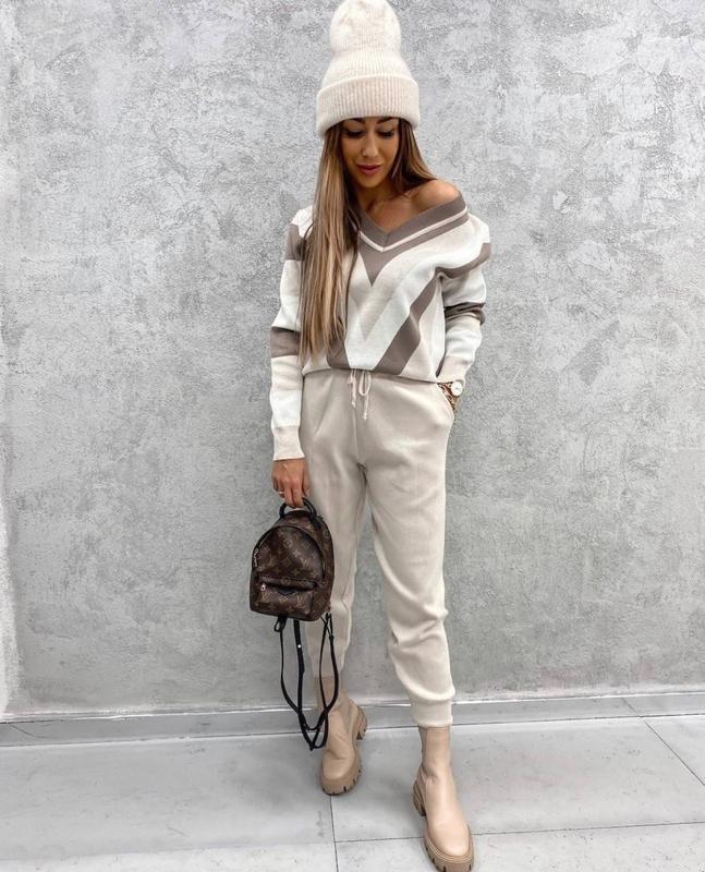 Костюм — цена 760 грн в каталоге Брючные костюмы Купить женские вещи по доступной цене на Шафе