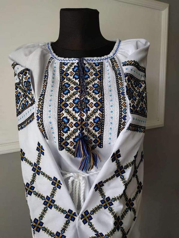 Жіноча вишиванка — ціна 1400 грн у каталозі Вишиванки Купити жіночі речі за доступною ціною на