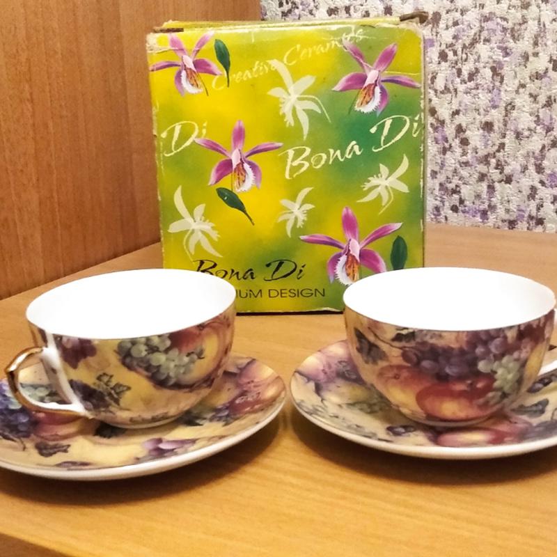 Порцеляновий чайний набір 4 премета Bonadi — ціна 395 грн у каталозі Чайні сервізи Купити