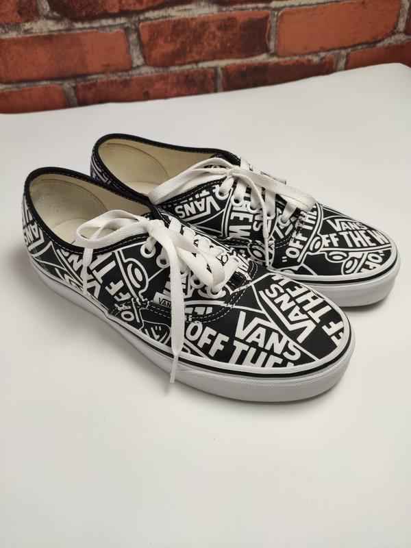 Монограмные кеди Vans — ціна 1169 грн у каталозі Кеди Купити жіночі речі за доступною ціною на