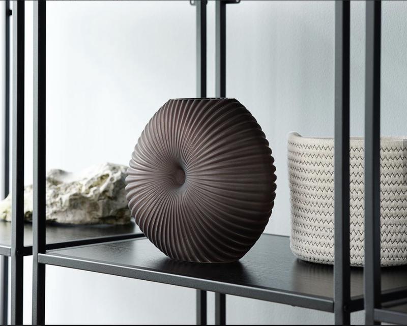 Ваза — цена 590 грн в каталоге Вазы Купить товары для дома и быта по доступной цене на Шафе