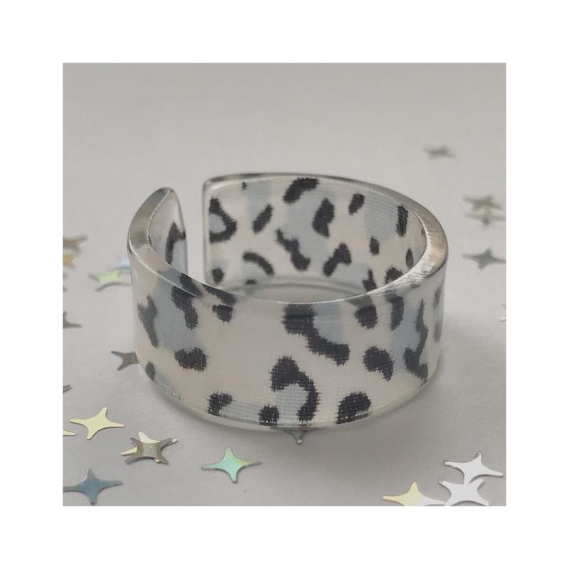 Кільце 🪐 — ціна 40 грн у каталозі Кільця і персні Купити аксесуари за доступною ціною на Шафі