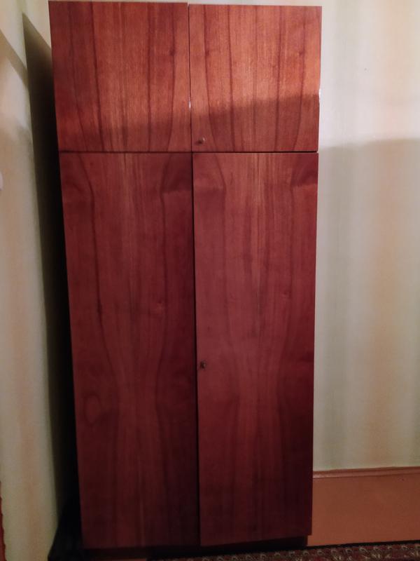 Шафа — ціна 300 грн у каталозі Шафи Купити товари для дому та побуту за доступною ціною на Шафі