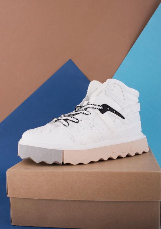 Супер кросівки — ціна 699 грн у каталозі Кросівки Купити жіночі речі за доступною ціною на Шафі