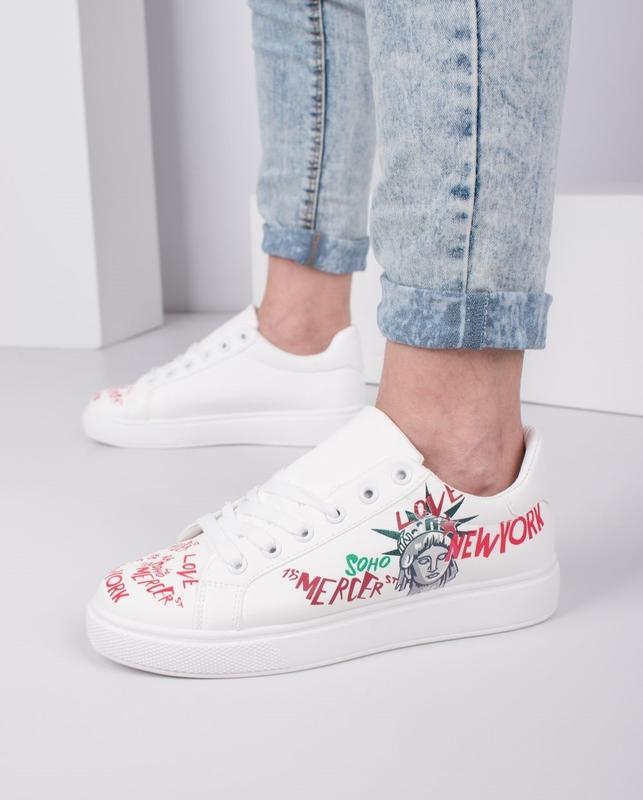 Кросівки — ціна 650 грн у каталозі Кросівки Купити жіночі речі за доступною ціною на Шафі