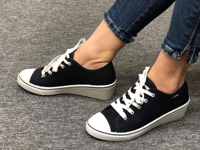 Кеди — ціна 210 грн у каталозі Кеди Купити жіночі речі за доступною ціною на Шафі Україна