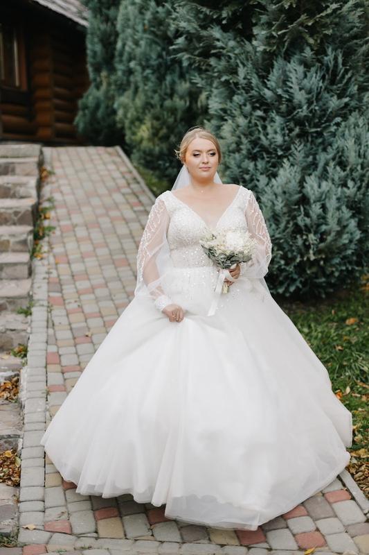 Весільна сукня — ціна 10000 грн у каталозі Весільні сукні Купити жіночі речі за доступною ціною