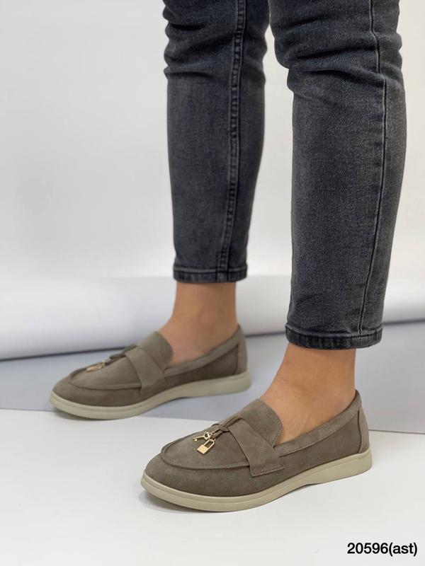 Лоферы замш ️ — цена 1710 грн в каталоге Лоферы Купить женские вещи по доступной цене на Шафе