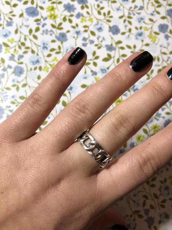 Колечко — ціна 30 грн у каталозі Кільця і персні Купити аксесуари за доступною ціною на Шафі