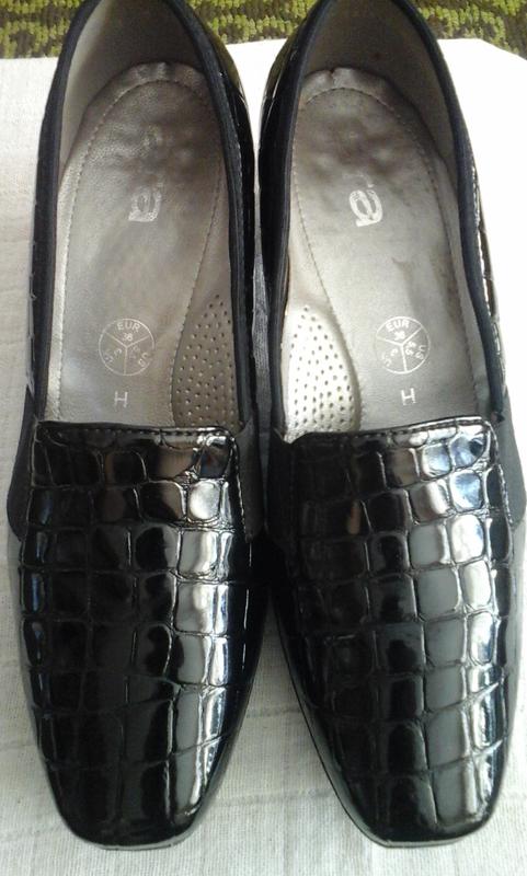 Туфли женские — цена 190 грн в каталоге Туфли Купить женские вещи по доступной цене на Шафе