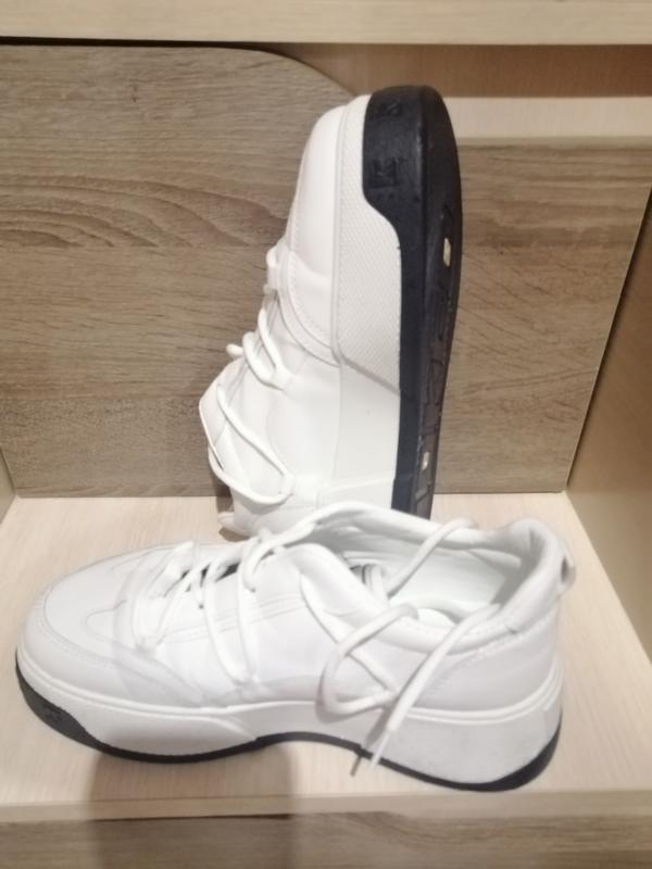 Кросівки шкіра — ціна 1050 грн у каталозі Кросівки Купити жіночі речі за доступною ціною на