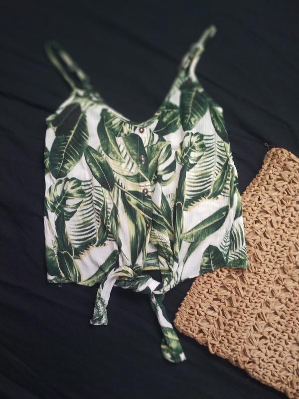 Топ — цена 90 грн в каталоге Топы Купить женские вещи по доступной цене на Шафе Украина 93137295