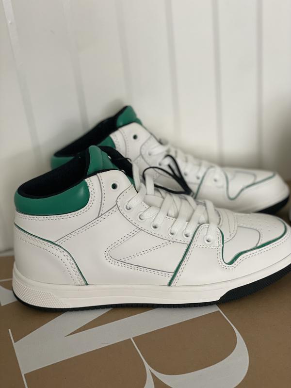 Кросівки кеди Zara — ціна 1450 грн у каталозі Кеди Купити жіночі речі за доступною ціною на Шафі