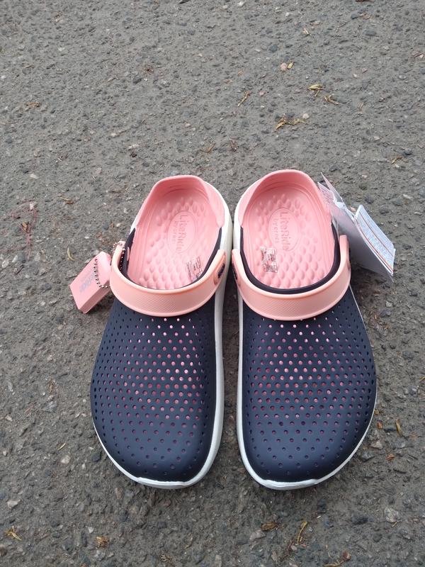 Blitzen iii crocs store