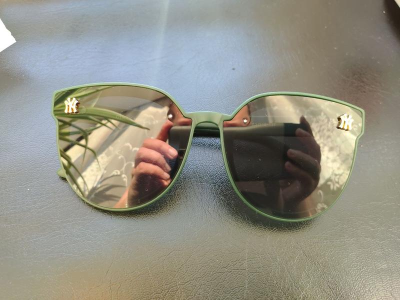 Окуляри сонцезахисні — ціна 250 грн у каталозі Сонцезахисні окуляри Купити аксесуари за