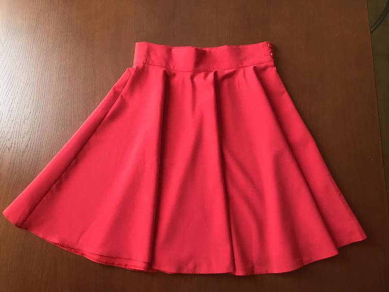 Червона спідниця — ціна 150 грн у каталозі Міні спідниці Купити жіночі речі за доступною ціною