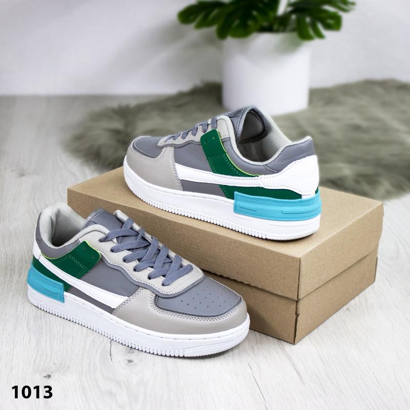 Кросівки — ціна 690 грн у каталозі Кросівки Купити жіночі речі за доступною ціною на Шафі