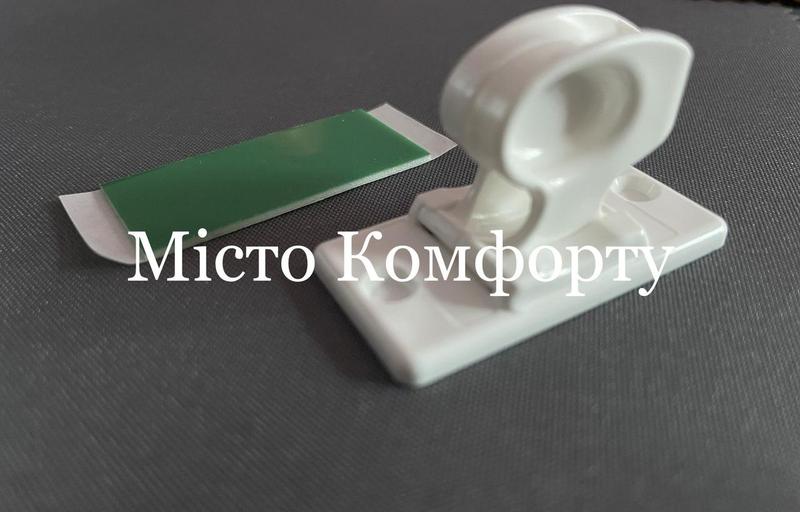 Фиксатор цепочки рулонных штор — цена 60 грн в каталоге Аксессуары для ...