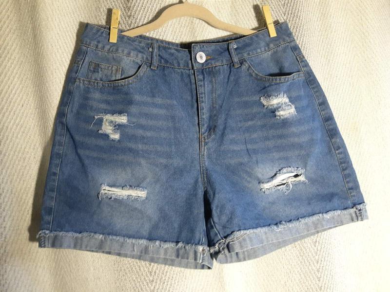 100 коттон жіночі джинсові рвані шорти бриджі бермуди з дірками — ціна 425 грн у каталозі